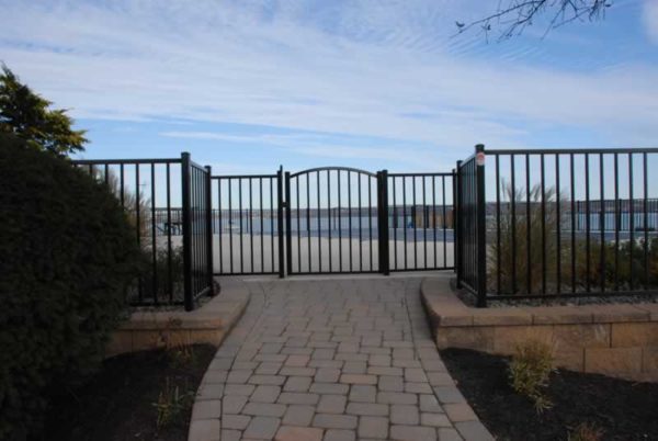 Residential Fencing | Yaboo Fence Co.